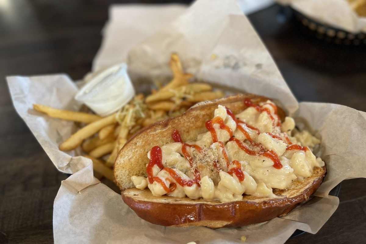 Rocket Dog Brats & Brew Delivery Menu | Order Online | 88 E Shaw Ave ...