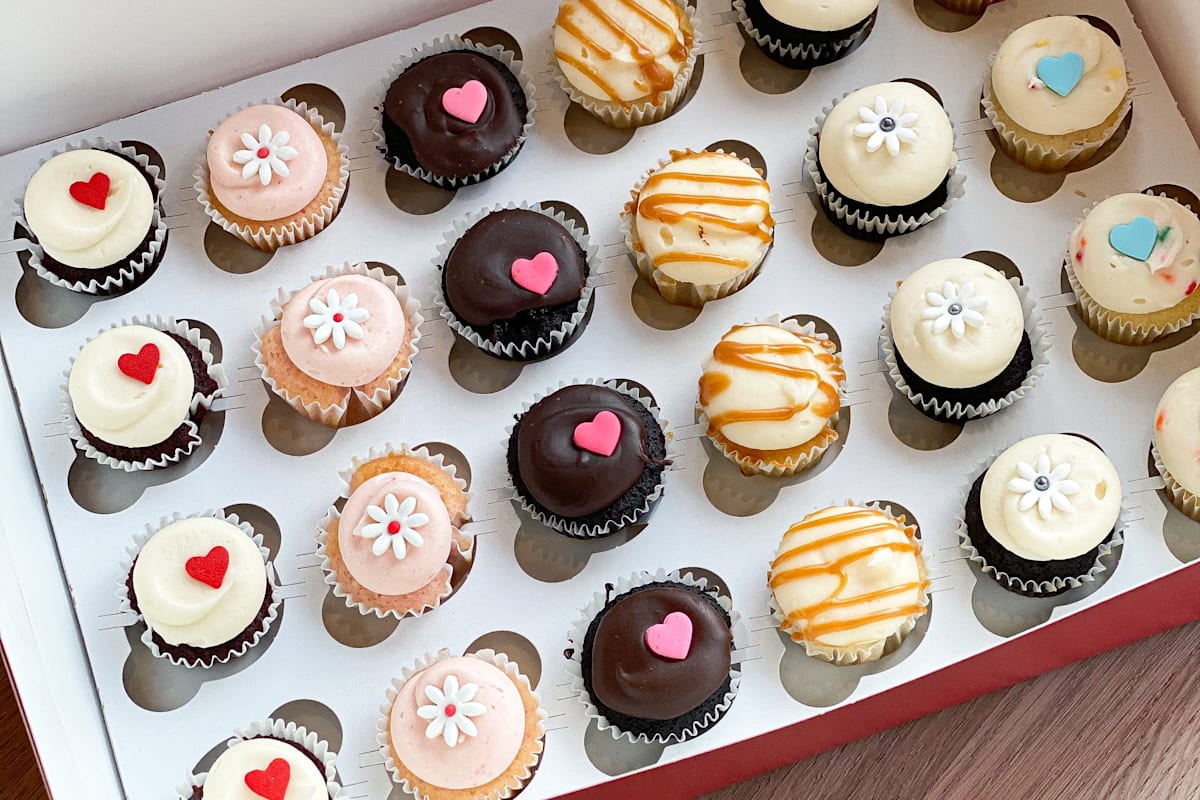 Lancaster Cupcake Delivery Menu | Order Online | 24 W Orange St ...