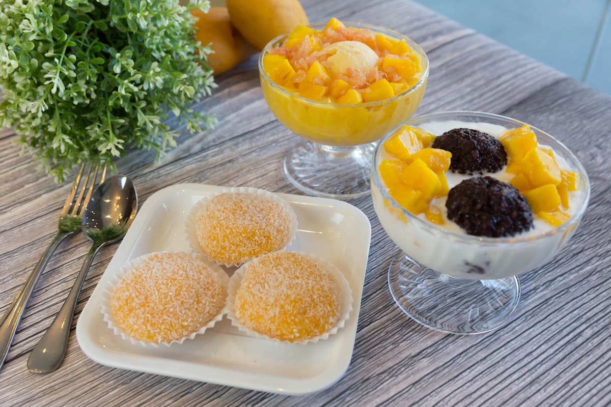 Mango Mango Dessert Delivery Menu | Order Online | 63 Bayard St New ...
