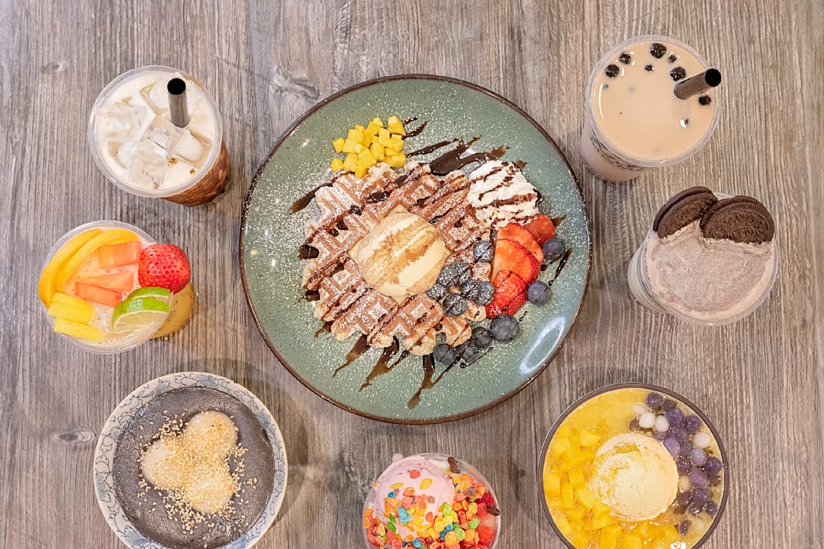 Sweet Moment Delivery Menu | Order Online | 137 E 3rd Ave San Mateo ...