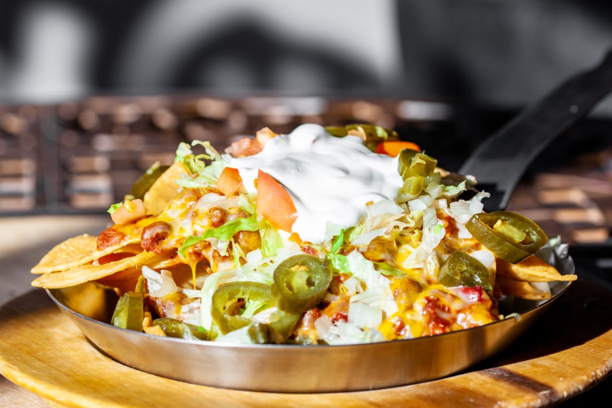 Harry's Long Bar Delivery Menu | Order Online | 13115 S Western Ave ...