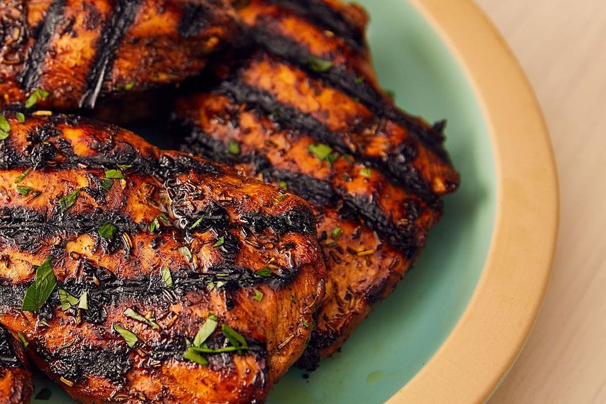 Buffalo Halal Chicken Delivery Menu | Order Online | 2682 Bailey Ave ...