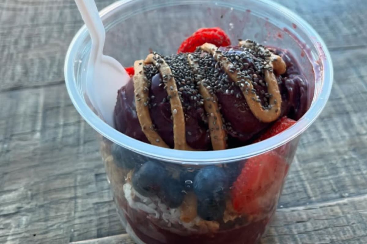Acai Mammy Delivery Menu | Order Online | 8155 Van Nuys Boulevard Los ...