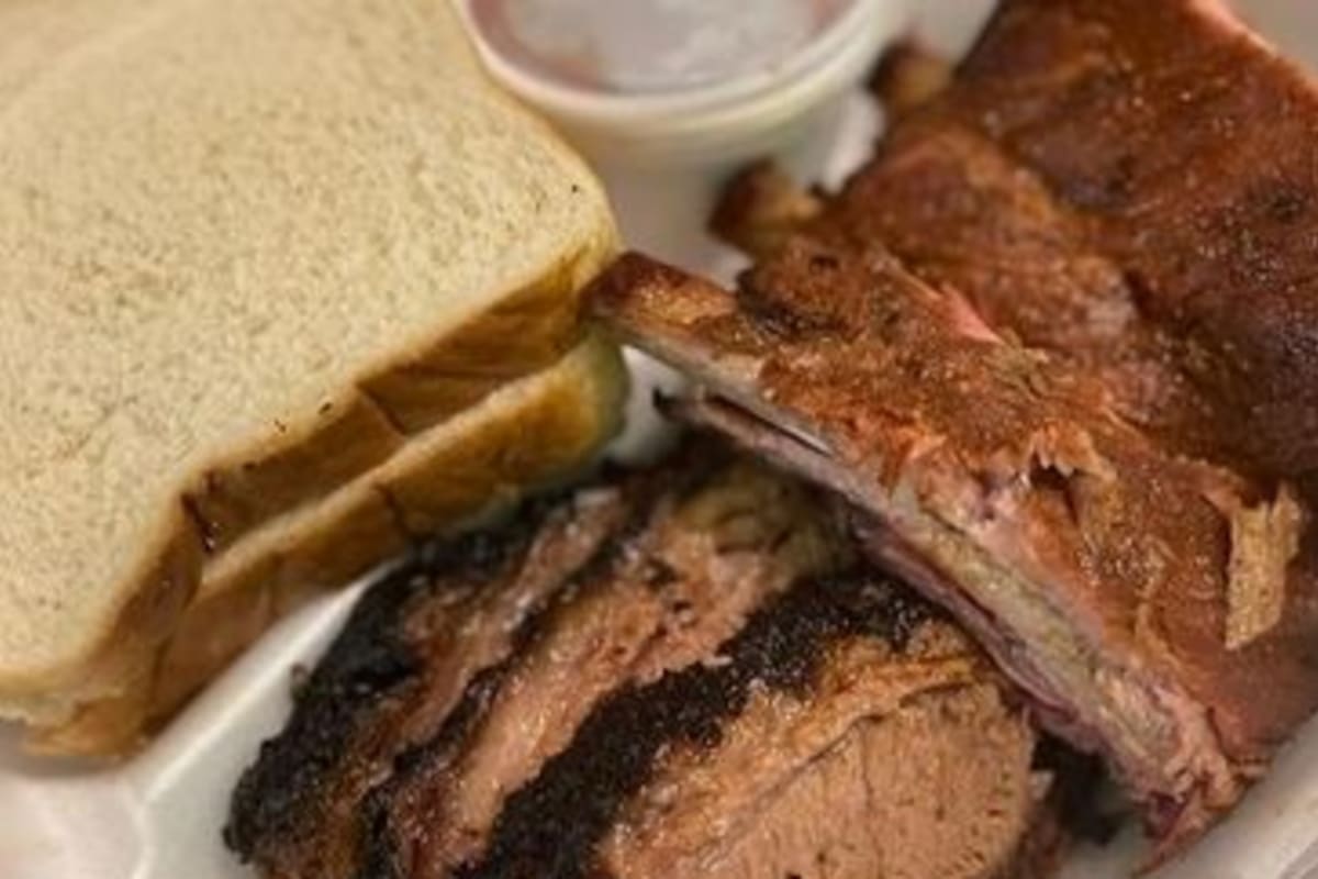 LEON'S SMOKE SHACK BARBEQUE Delivery Menu | Order Online | 1529 E 3rd ...