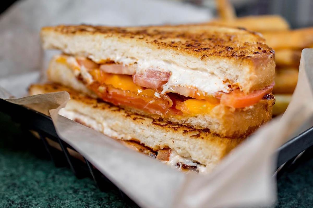 The Greene Turtle Sports Bar & Grille Delivery Menu | Order Online ...