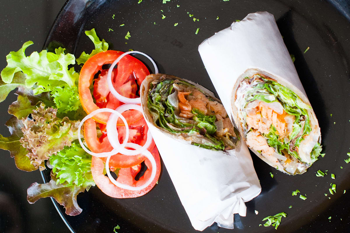 Bosscat Wraps - Long Island City, NY Restaurant | Menu + Delivery ...