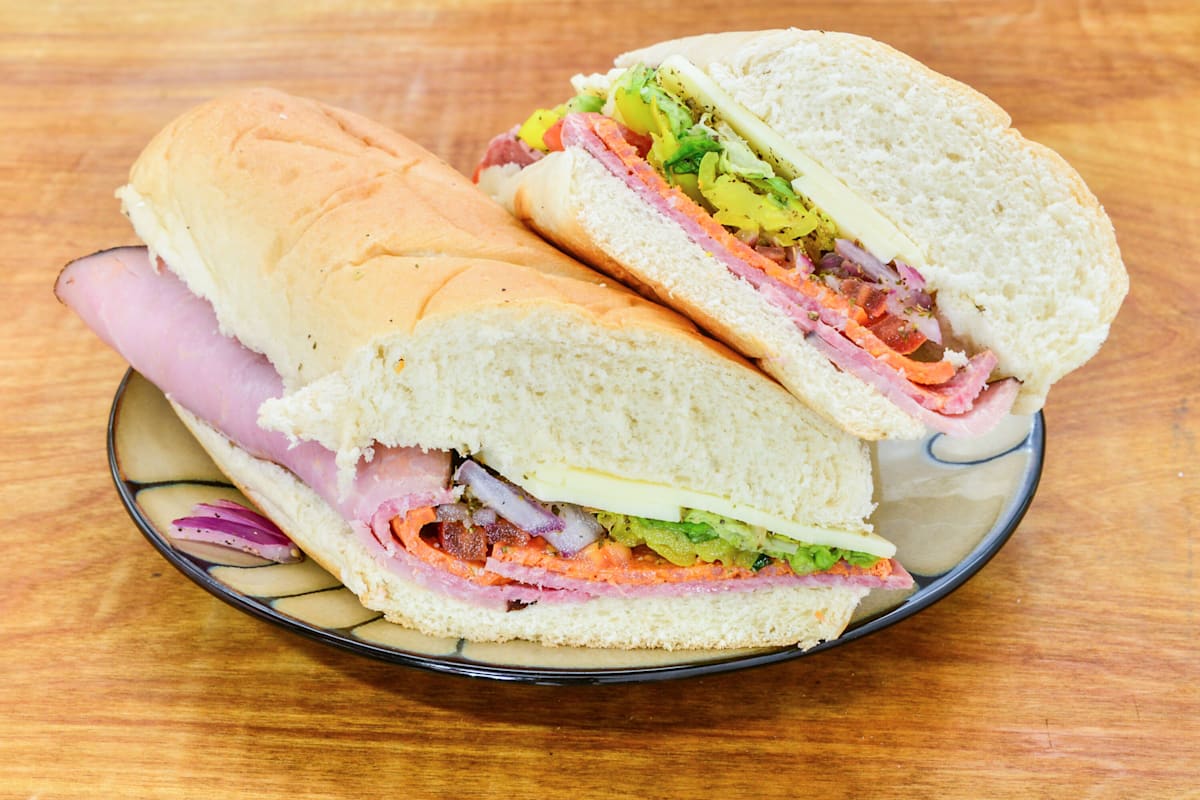 Corner Pit Stop Deli - Cleveland, OH Restaurant | Menu + Delivery ...