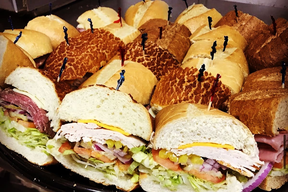 SIERRA ARCO / THE SANDWICH SPOT - Reno, NV Restaurant | Menu + Delivery ...