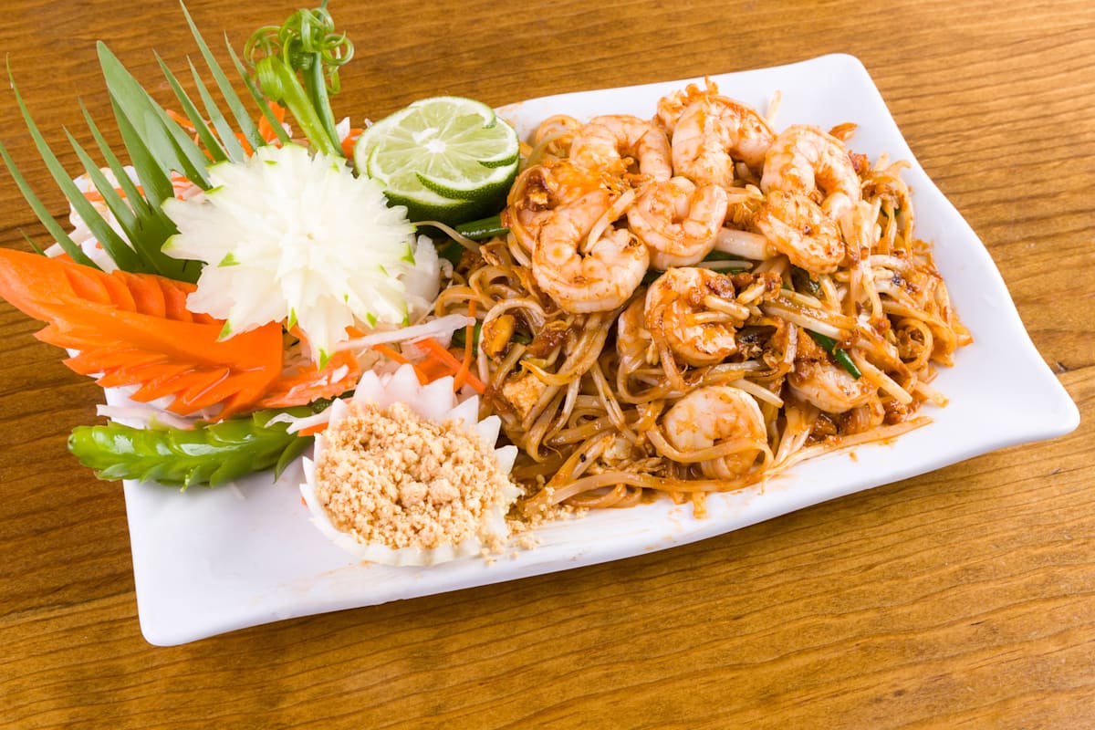 Khaosan Road Thai Cuisine Delivery Menu | Order Online | 4822 Fulton St ...