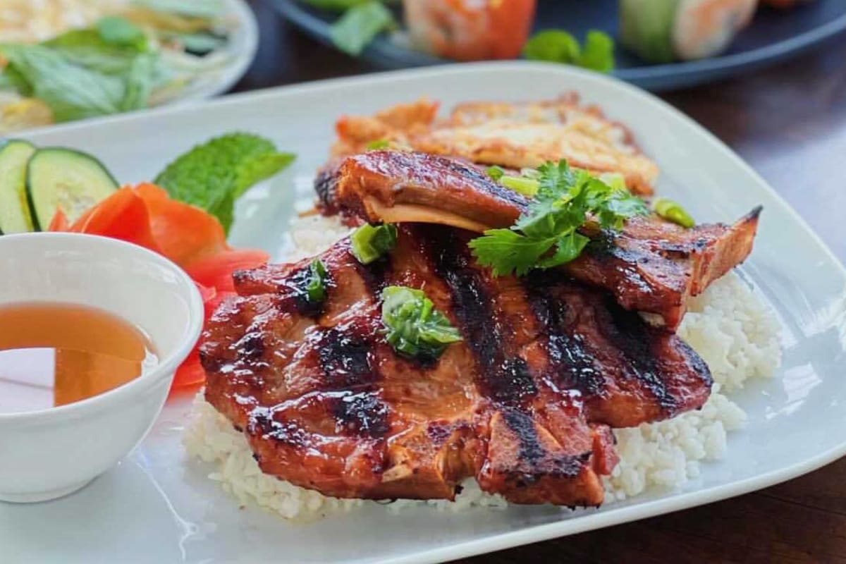 Chef Papa Vietnamese Kitchen - kings, NY Restaurant | Menu + Delivery ...