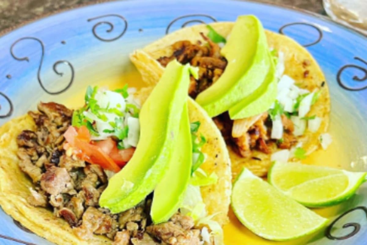 Taqueria Cinco Hermanos Delivery Menu | Order Online | 851 E Belvidere ...