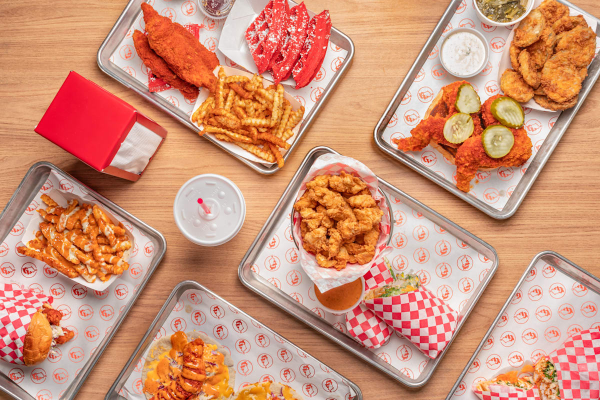 Lucky's Hot Chicken Delivery Menu | Order Online | 4505 Gaston Ave ...