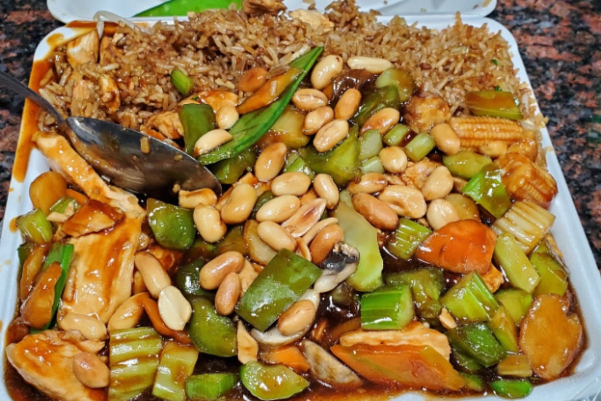 Yin & Yang's Carry Out Restaurant Delivery Menu | Order Online | 1207 S ...