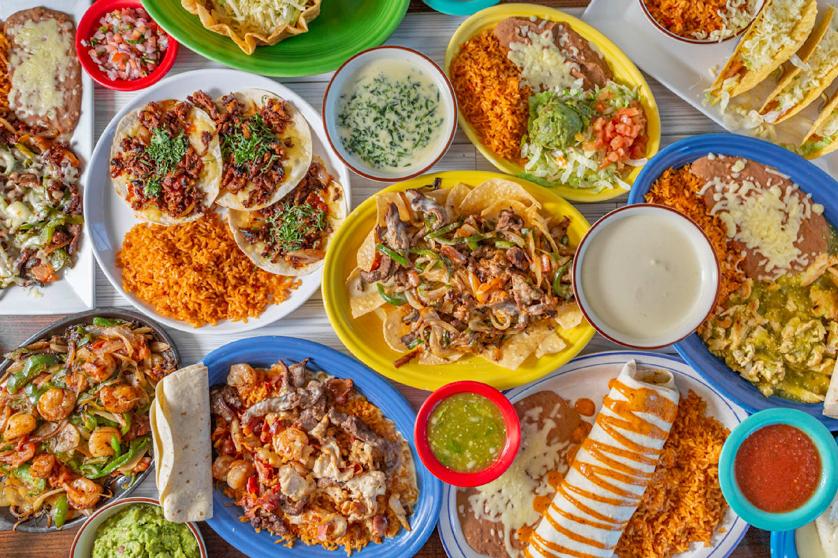 El Sazon Mexican Grill Delivery Menu | Order Online | 917 NE Woods ...