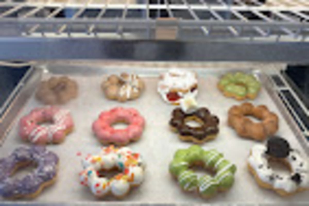 Modo Mochi Donuts & Bubble Tea Delivery Menu | Order Online | 1317 Q St ...