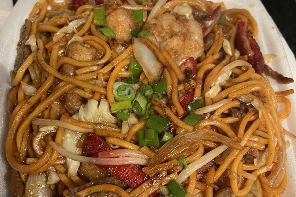 Peking Express Chinese Restaurant Delivery Menu | Order Online | 3278 ...