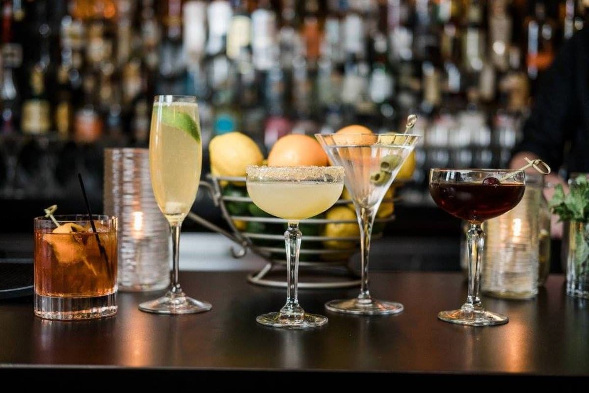 Commodore Bar, Liquor and Restaurant Delivery Menu | Order Online ...