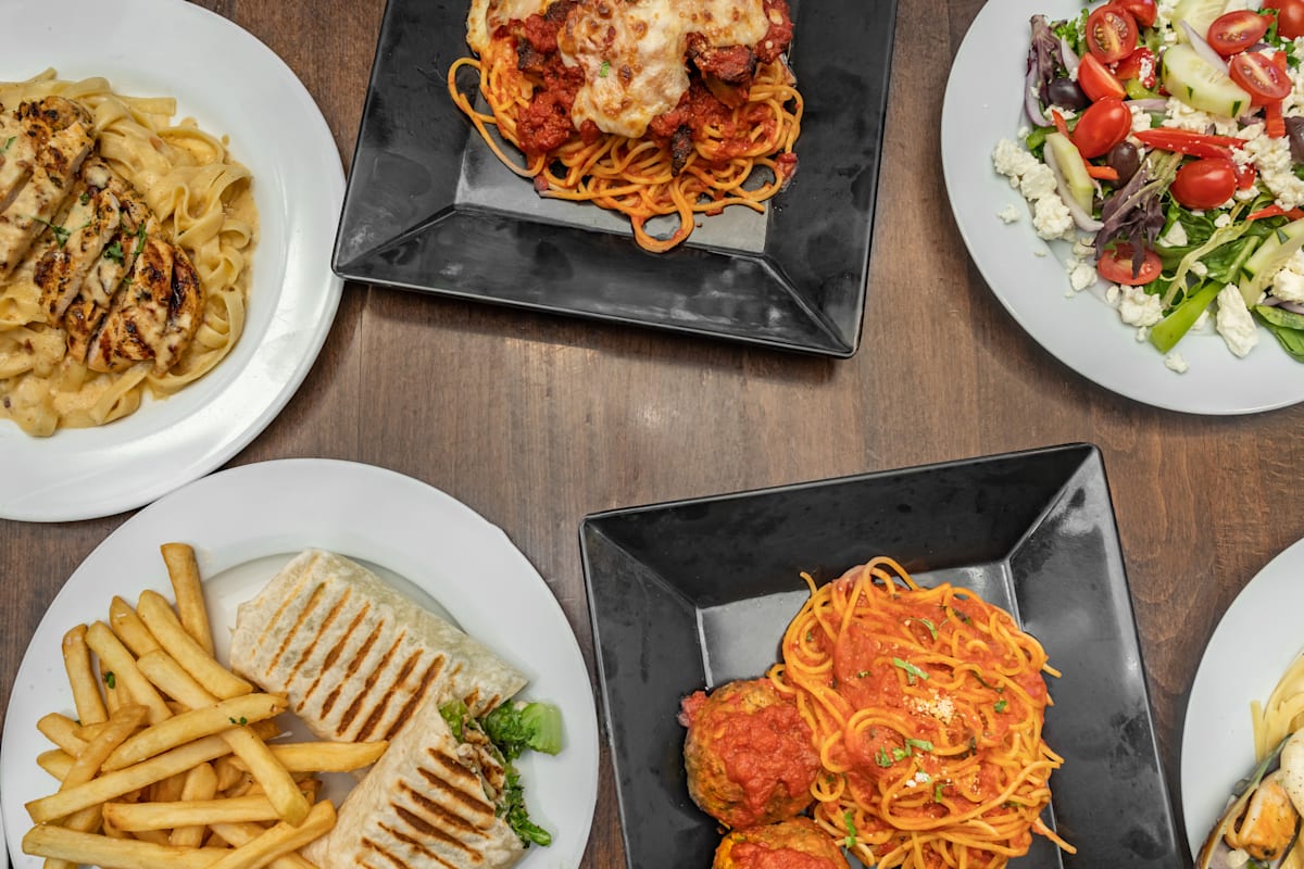 Il Miglio Brick Oven Pizzeria and Italian Restaurant - Queens, NY ...