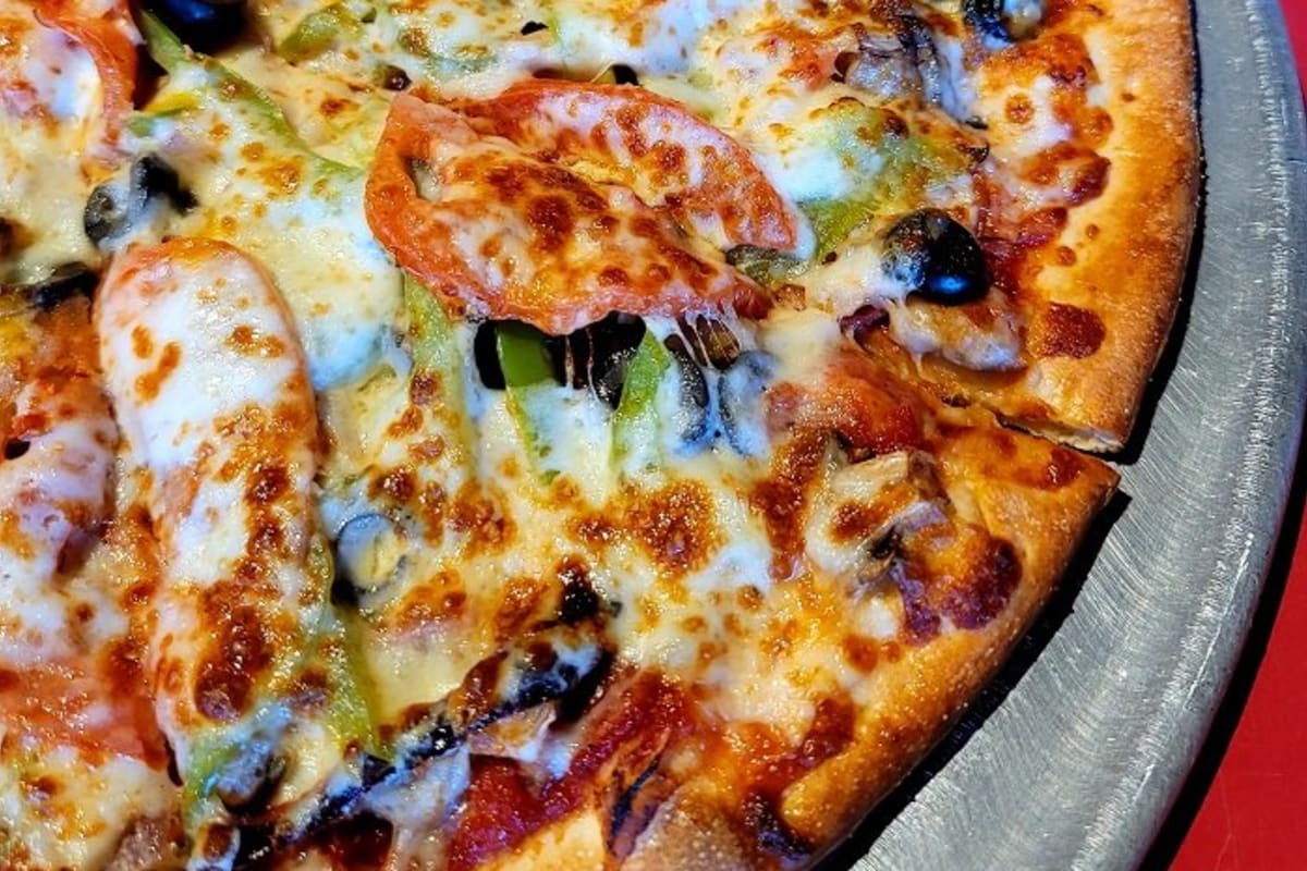 Extreme Pizza Livermore Delivery Menu | Order Online | 1608 Holmes St ...