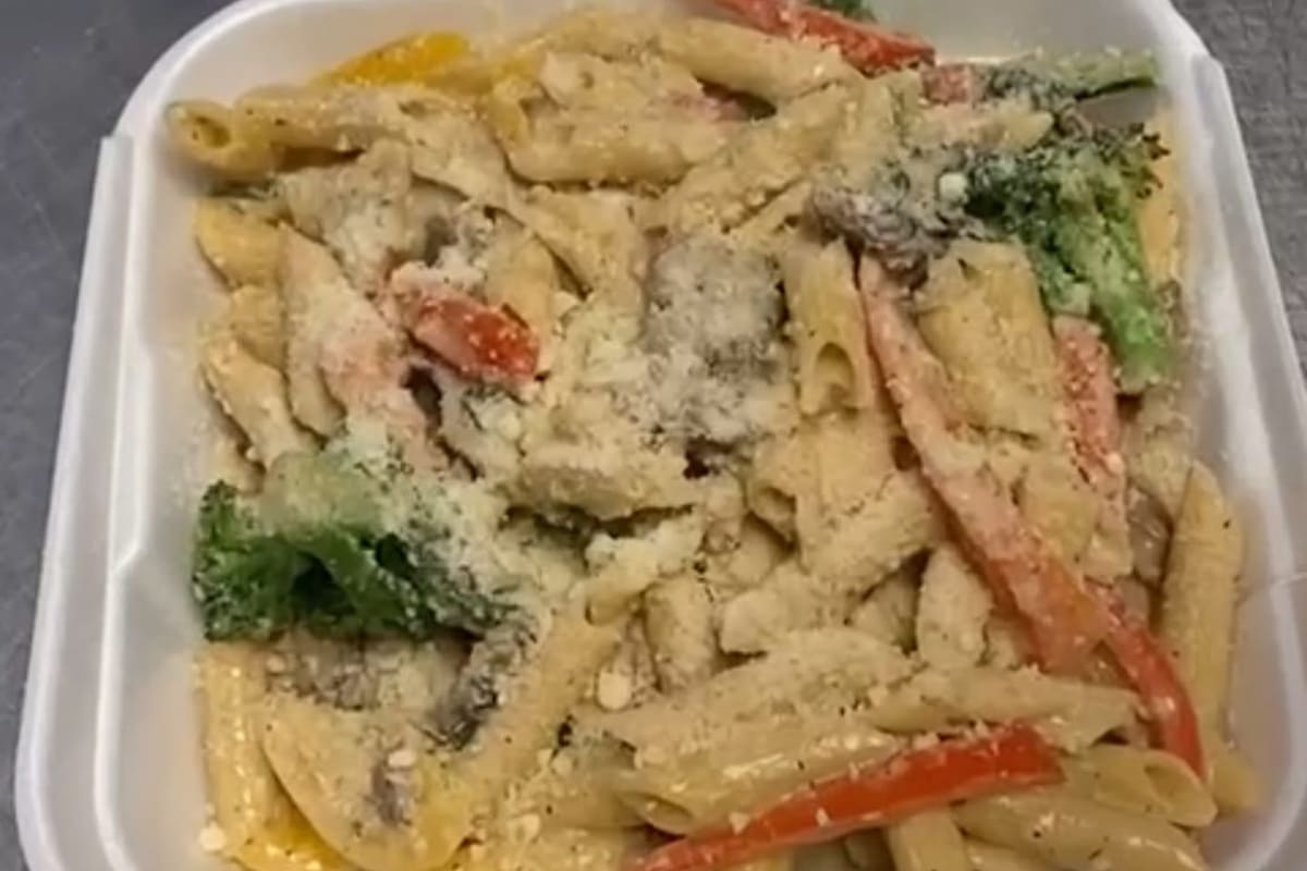 Topey's Kitchen - Detroit, MI Restaurant | Menu + Delivery | Seamless