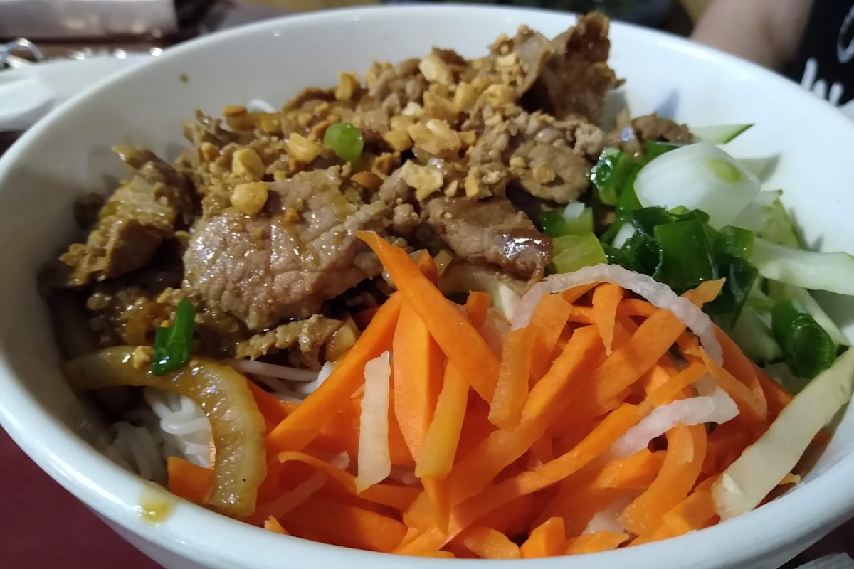 Pho B & B Delivery Menu | Order Online | 9010 South Pennsylvania Avenue ...