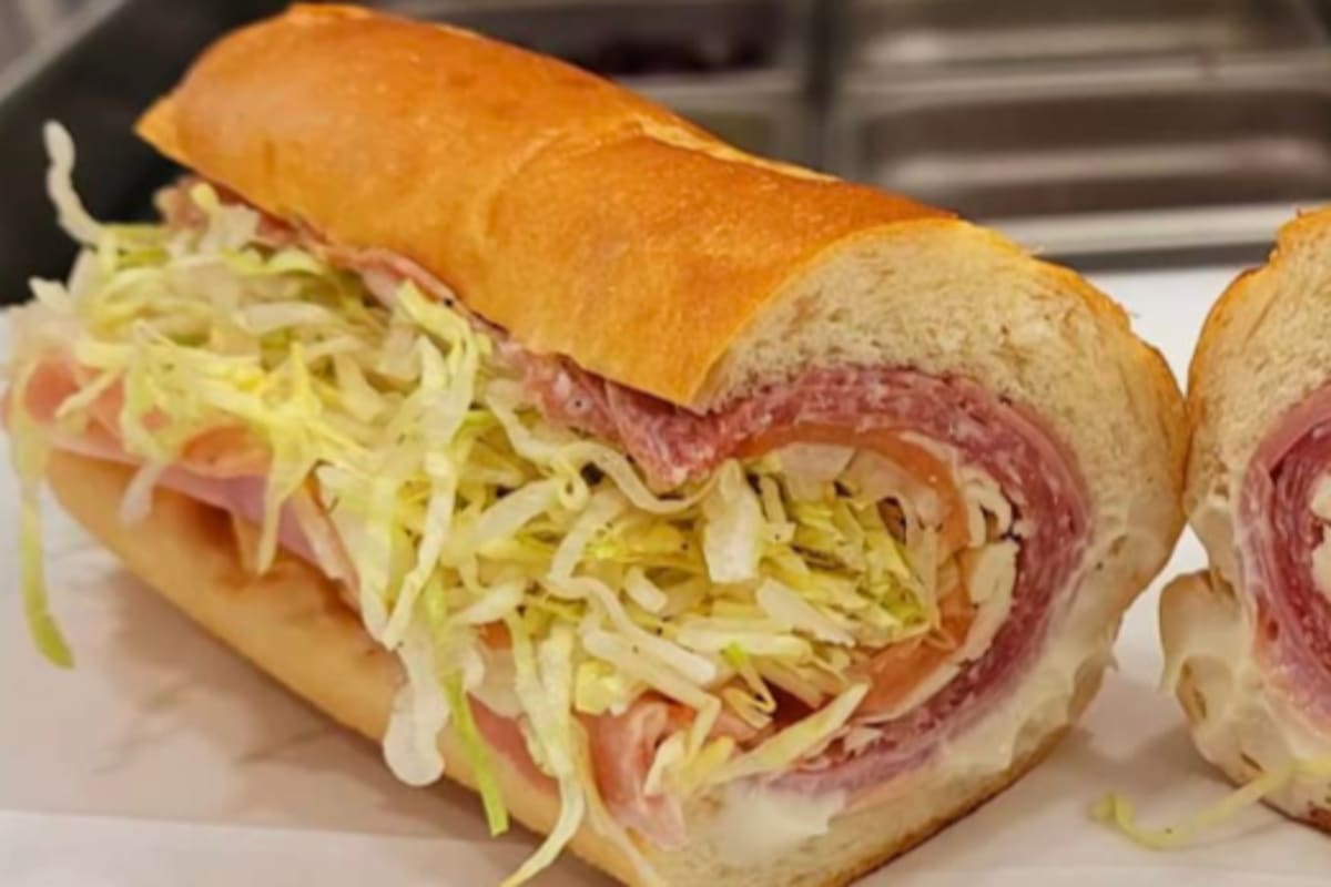 Cheezzy Pie Delivery Menu | Order Online | 4315 Jonestown Rd Harrisburg ...