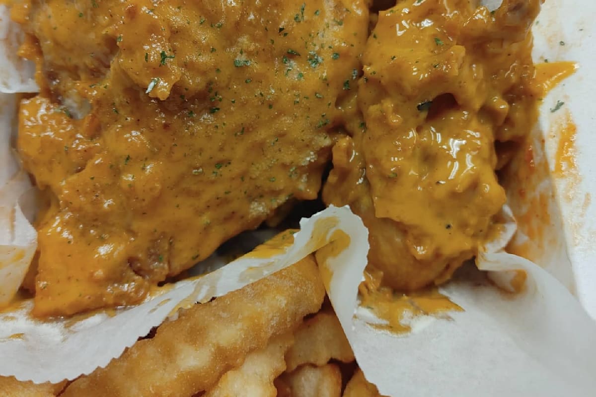 Golden Wingz Delivery Menu | Order Online | 14655 Greenfield Rd Detroit ...