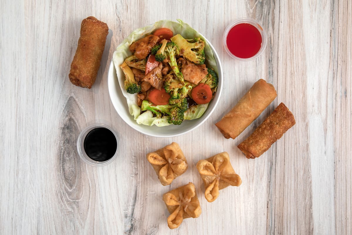 Max Orient Delivery Menu | Order Online | 2825 Glenstone Ave #375 ...