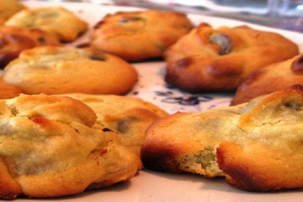 Hot Breads Delivery Menu | Order Online | 438 Main St Woburn | Grubhub