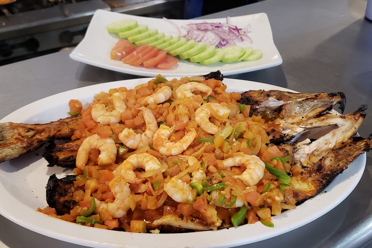 Mariscos El Perihuete Delivery Menu | Order Online | 16600 Paramount ...