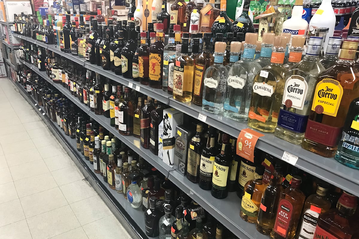7 Star Liquor - New Port Richey, FL Restaurant | Menu + Delivery | Seamless