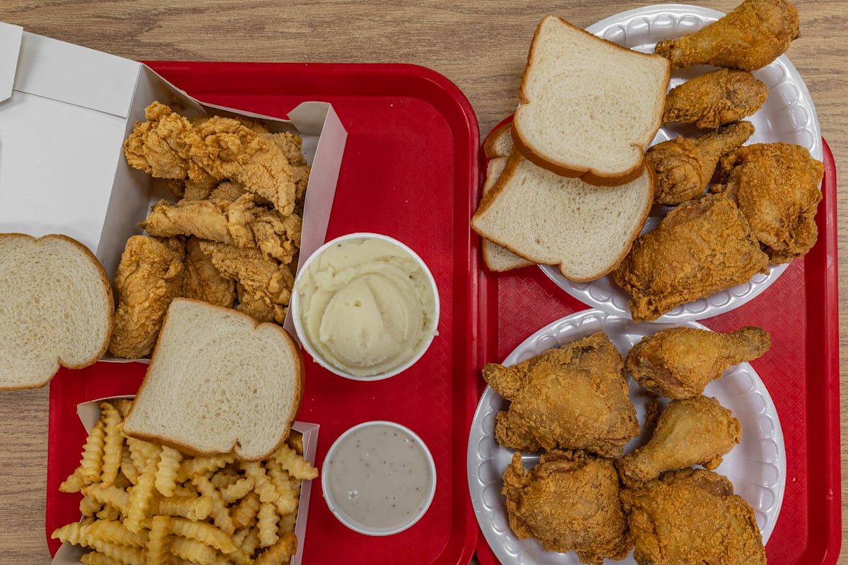 Thomas Fried Chicken Delivery Menu | Order Online | 2514 W Marshall Dr ...