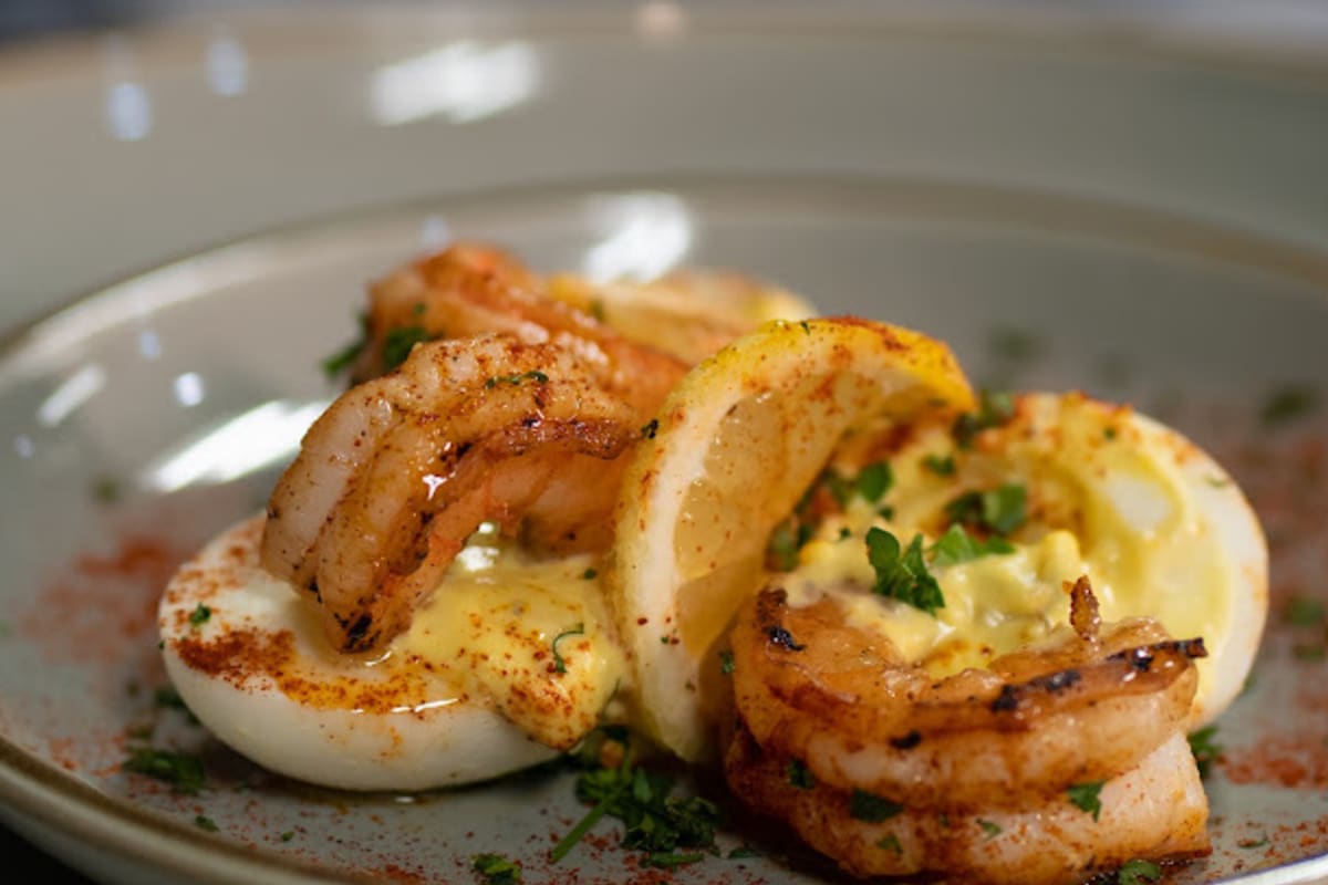 Table 22 - Tampa, FL Restaurant | Menu + Delivery | Seamless