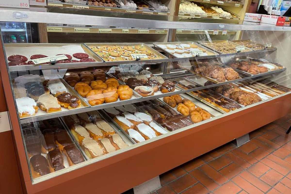 Jolly Pirate Donuts Delivery Menu | Order Online | 3118 Southwest Blvd ...