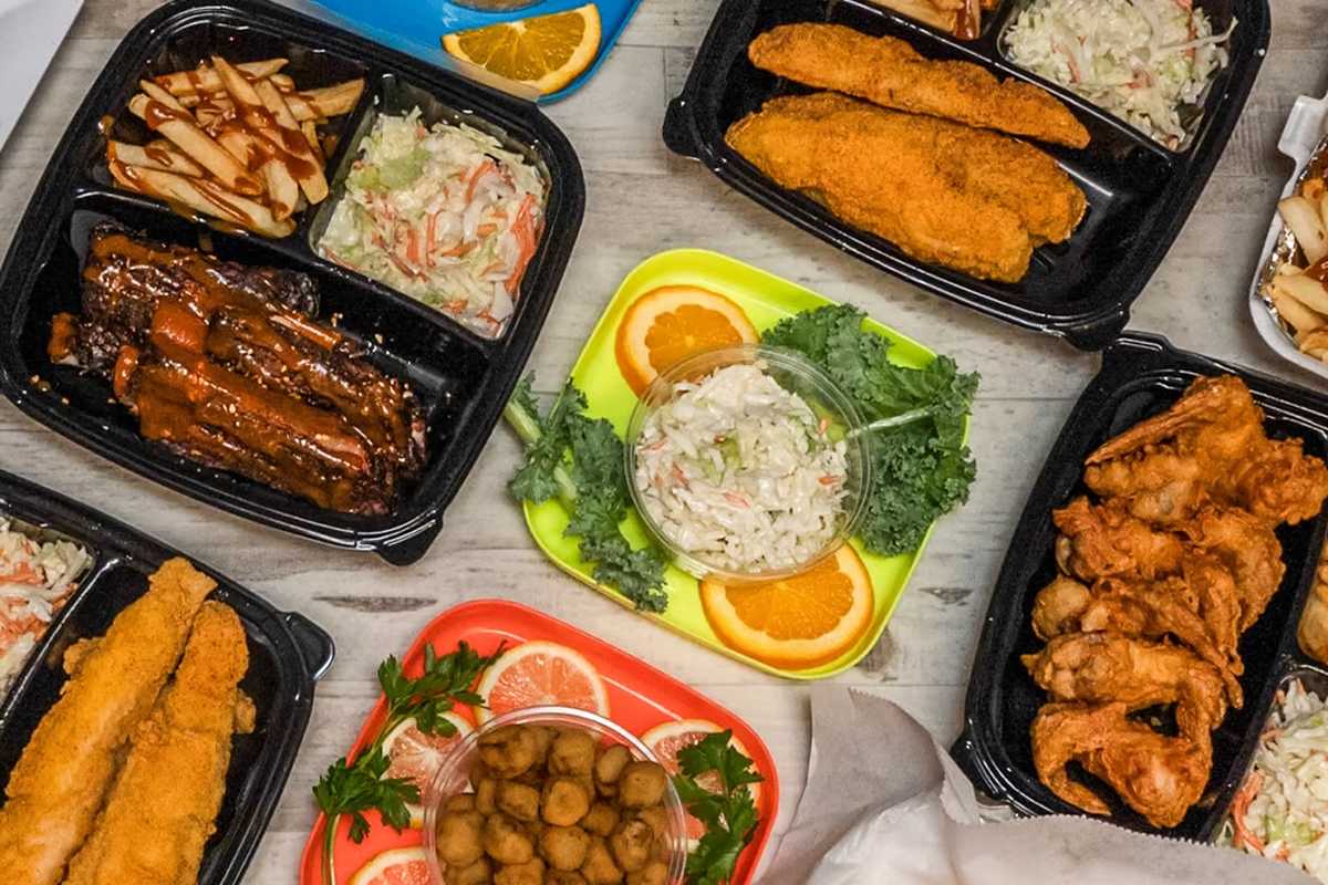 B&M BBQ Ribs, Wings, Fish, Beef and Polish Boys-Downtown Hub ...