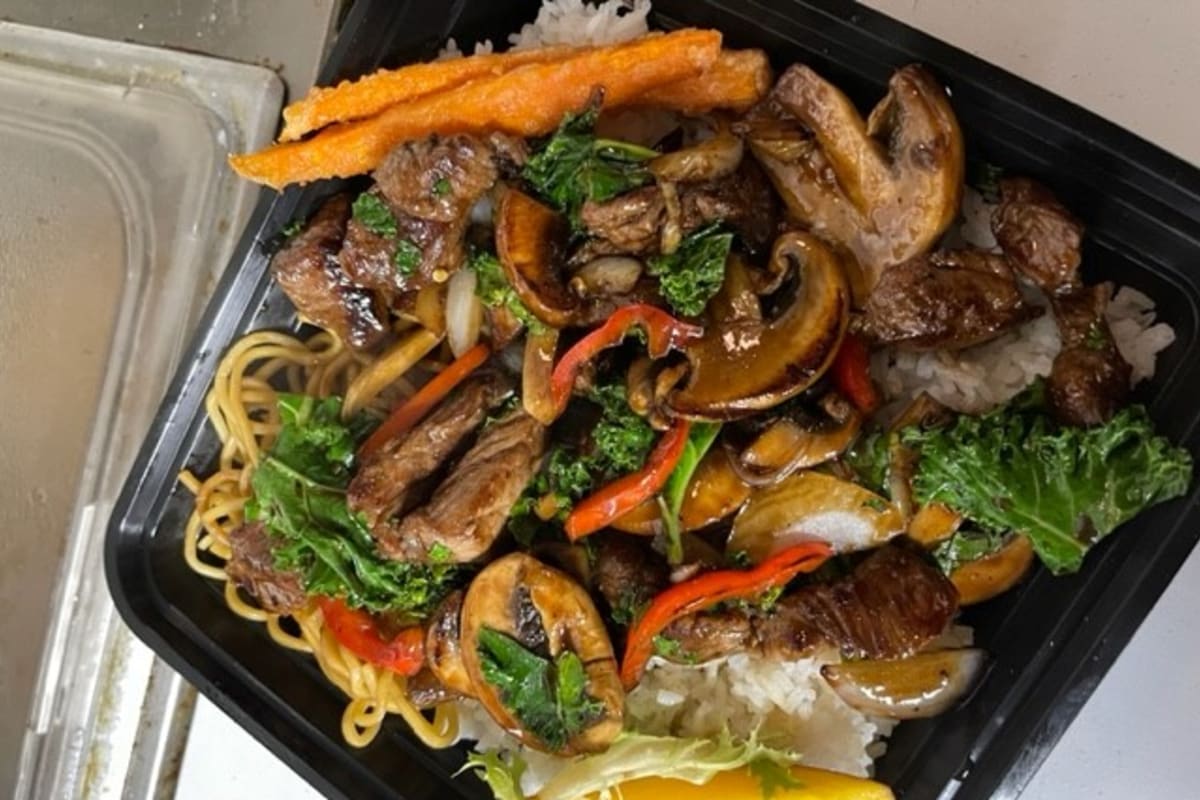 Mangoz On The Ave Delivery Menu | Order Online | 901 W Yakima Ave ...