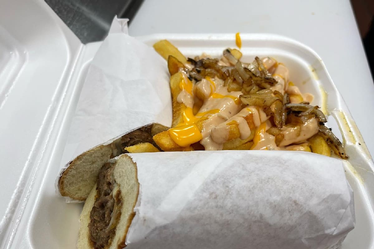 Huncho's Fried Chicken & Burgers Delivery Menu | Order Online | 2562 S ...