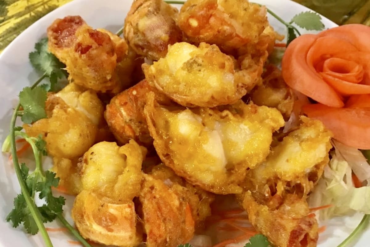 East Wall Chinese Cuisine Delivery Menu | Order Online | 3033 W Parker ...