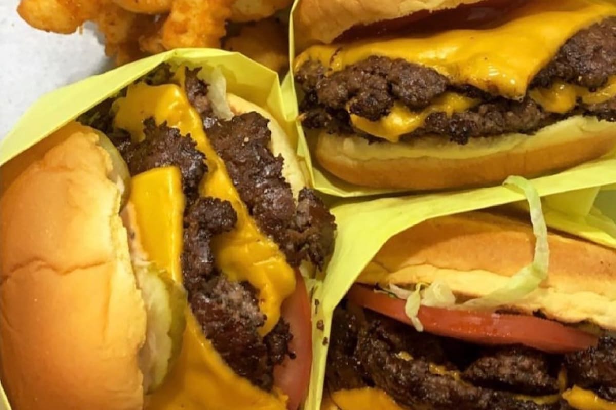 Pretty Good Burger - Merced, CA Restaurant | Menu + Delivery | Seamless