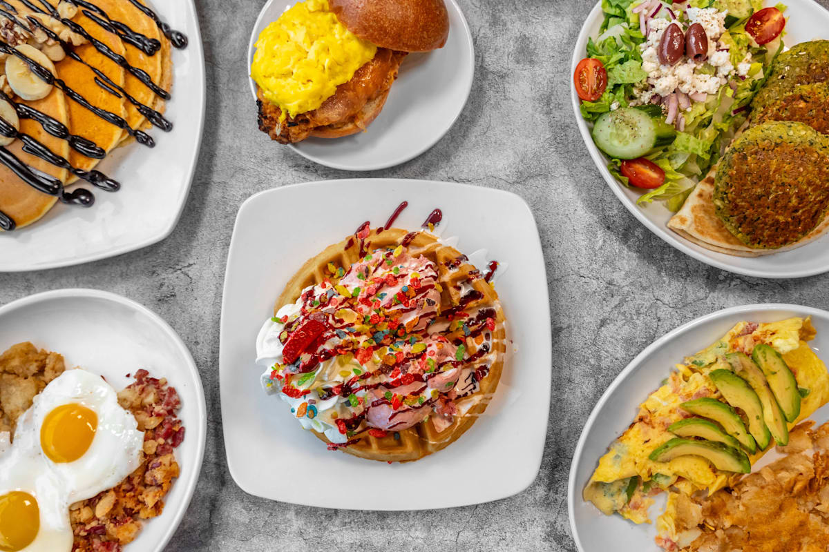 International Delight Cafe - Bellmore, NY Restaurant | Menu + Delivery ...