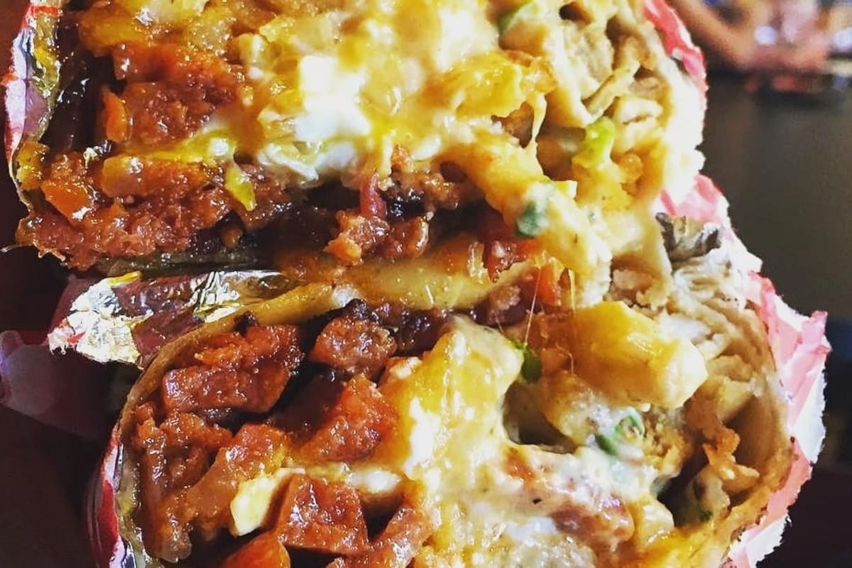 MJ's Fusion Deli Breakfast Lunch and Dinner aka MJ'S Yogurt Time and ...