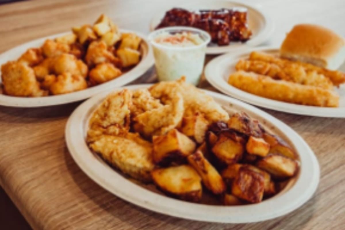 Chicken Shack - Clinton Township, MI Restaurant | Menu + Delivery ...