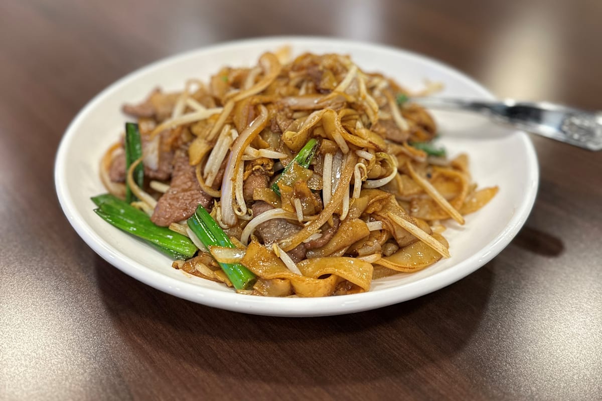 Happy Bee Kitchen - Artesia, CA Restaurant | Menu + Delivery | Seamless