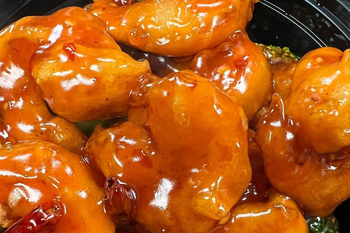 Halal Fusion Chinese Restaurant Chelten avenue Delivery Menu | Order ...