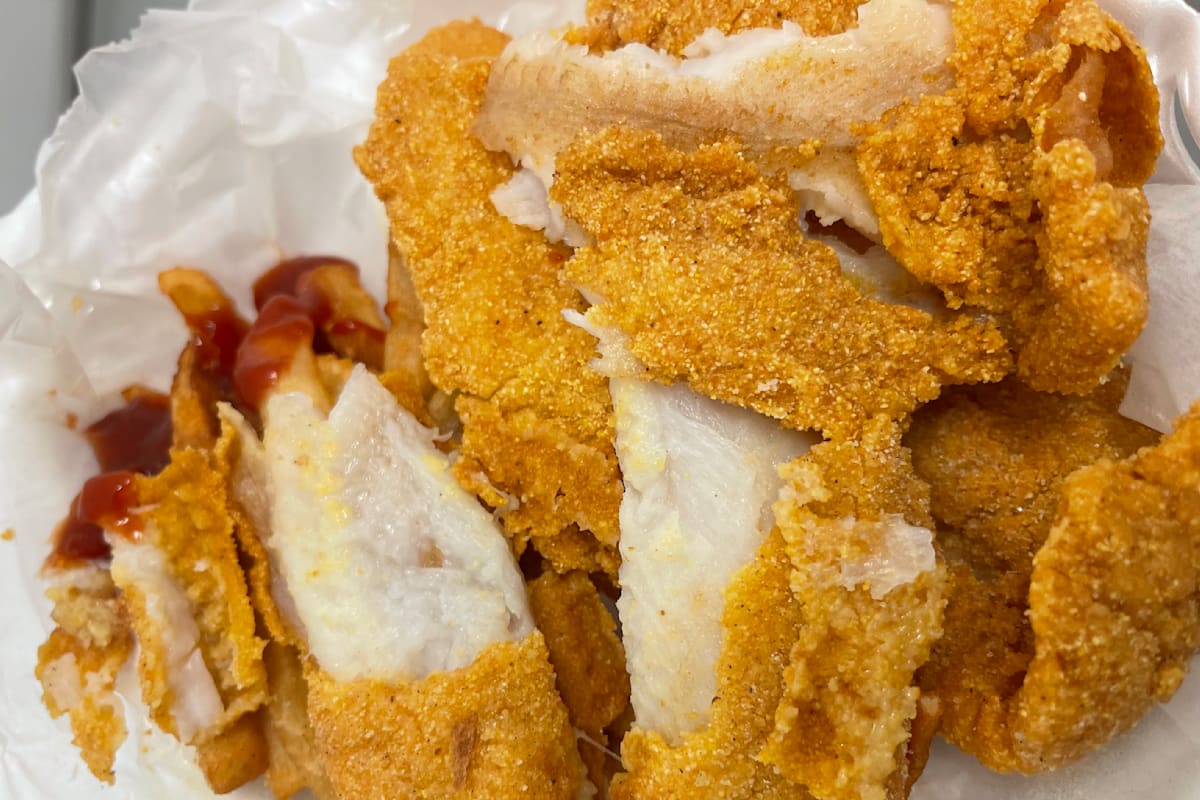 Shark's Fish Chicken Delivery Menu | Order Online | 866 N Lake St ...