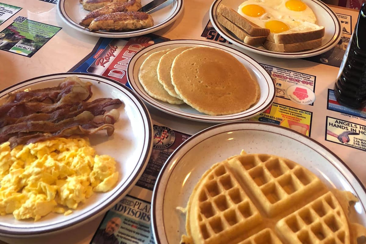 The Royal Diner - Clarkston, MI Restaurant | Menu + Delivery | Seamless