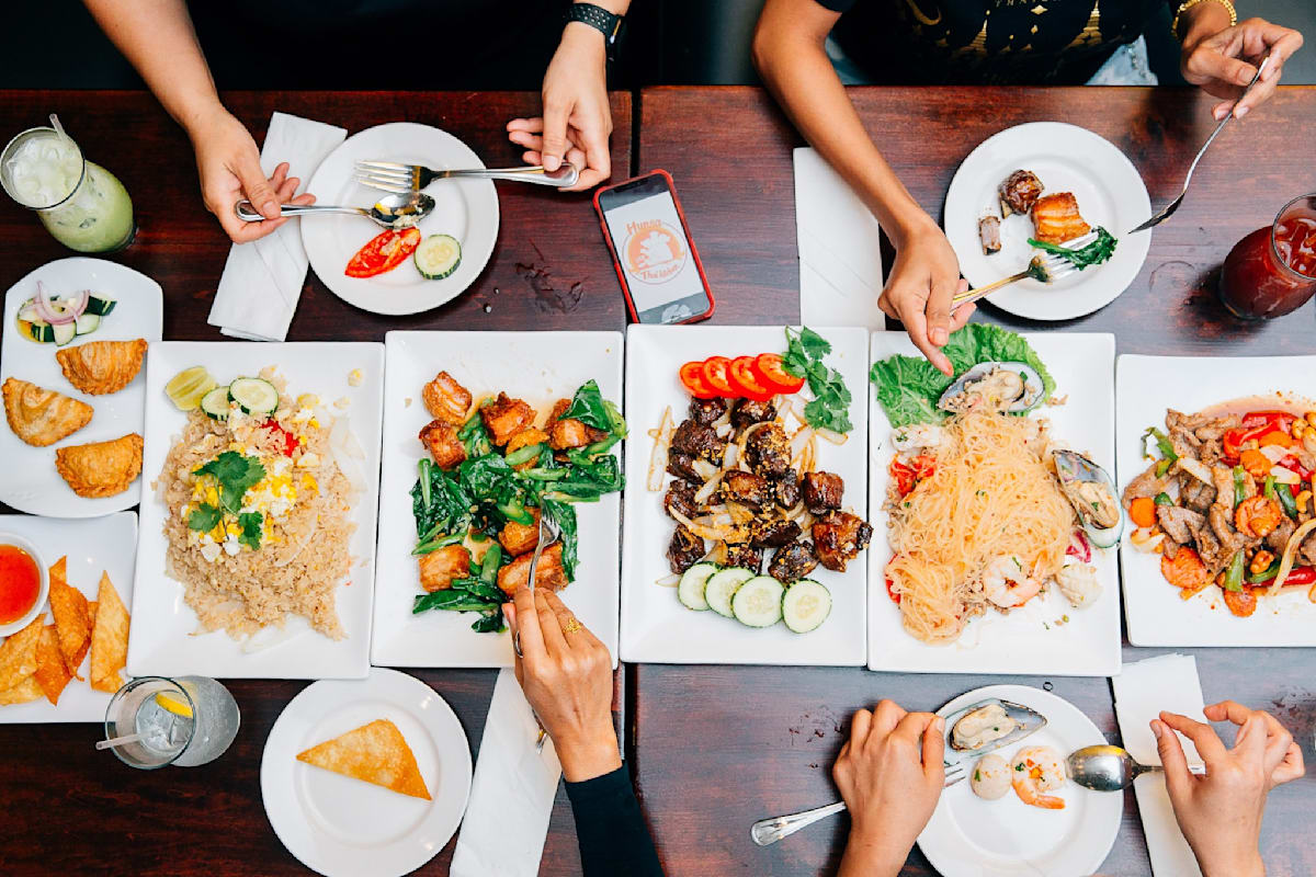 Hunsa Thai Kitchen Delivery Menu | Order Online | 4622 E NASA Pkwy ...