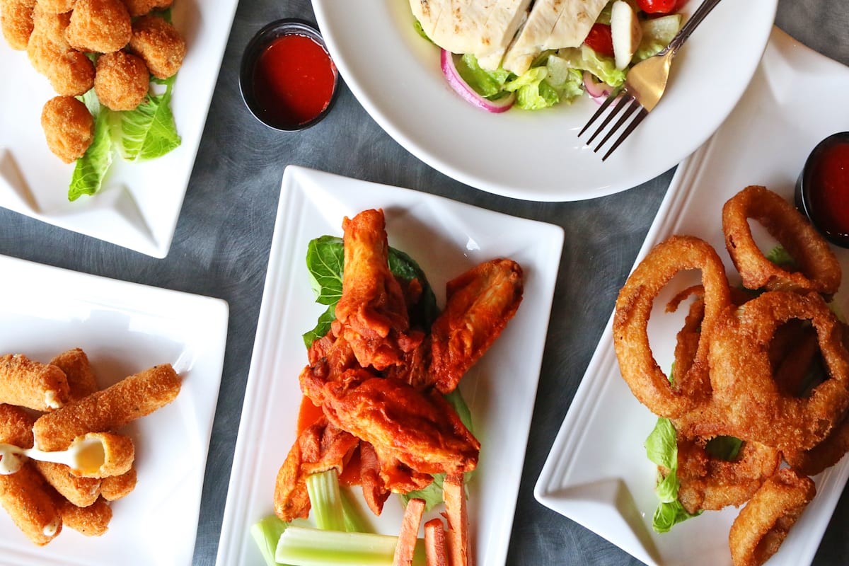 Wingz and Thingz Delivery Menu | Order Online | 5505 N Lincoln Ave ...