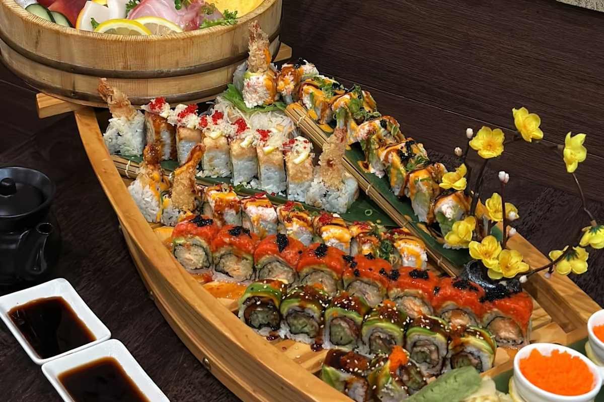 Poke Sushi Works - New York, NY Restaurant | Menu + Delivery | Seamless