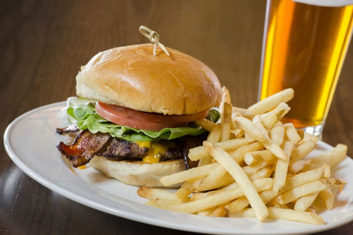 Spillway Diner - Brandon, MS Restaurant | Menu + Delivery | Seamless